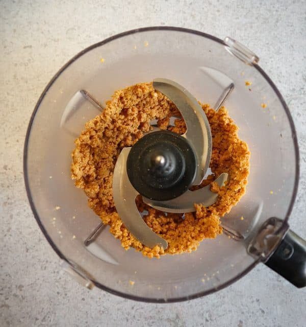 Mazapan Recipe (Easy, 3-ingredient Mexican Candy)